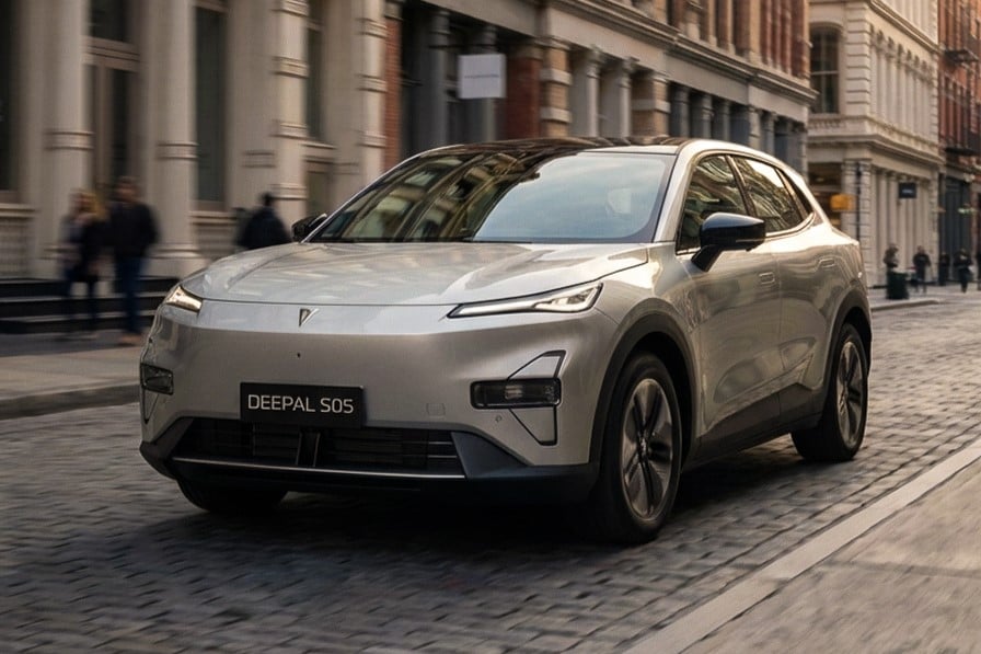 Deepal S05 PHEV joins Changan UK line-up | Manufacturer News