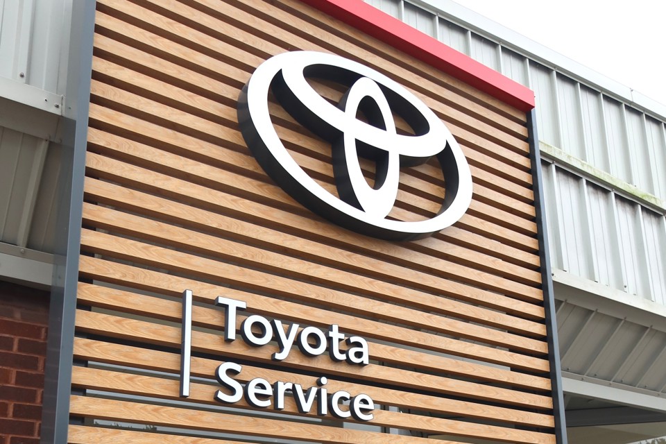 Jobs boost as Snows Toyota Waterlooville undergoes major refurbishment ...