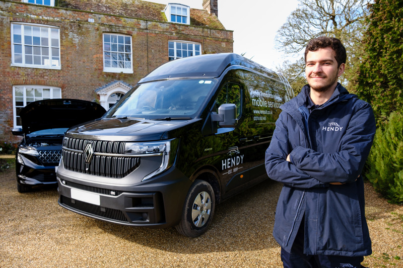 Hendy launches mobile servicing for Renault, Dacia | Car dealer news